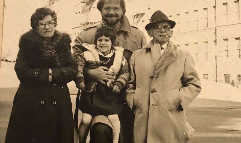 Saying Kaddish Into the Screen - Modern Loss